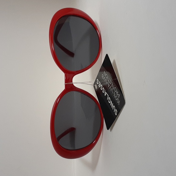 Foster Grant | Accessories | Fgx Foster Grant Sunglasses Women Red Uva ...